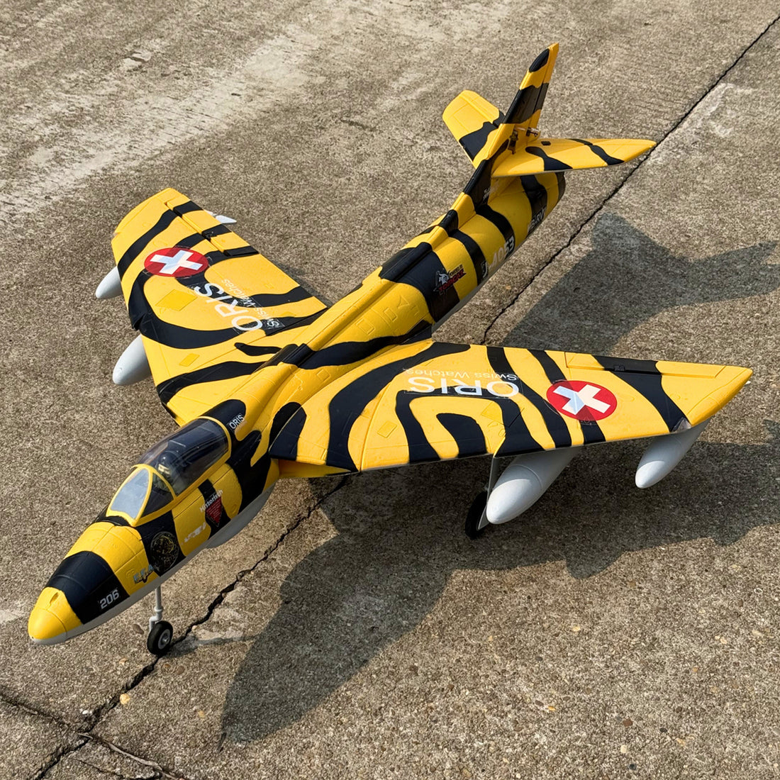Dynam Hawker Hunter 4S 70mm 12-Blade RC Beginner EDF Jet